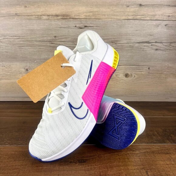 Nike | Shoes | Nike Metcon 9 White Fierce Pink Mens Size 1 Deep Royal ...